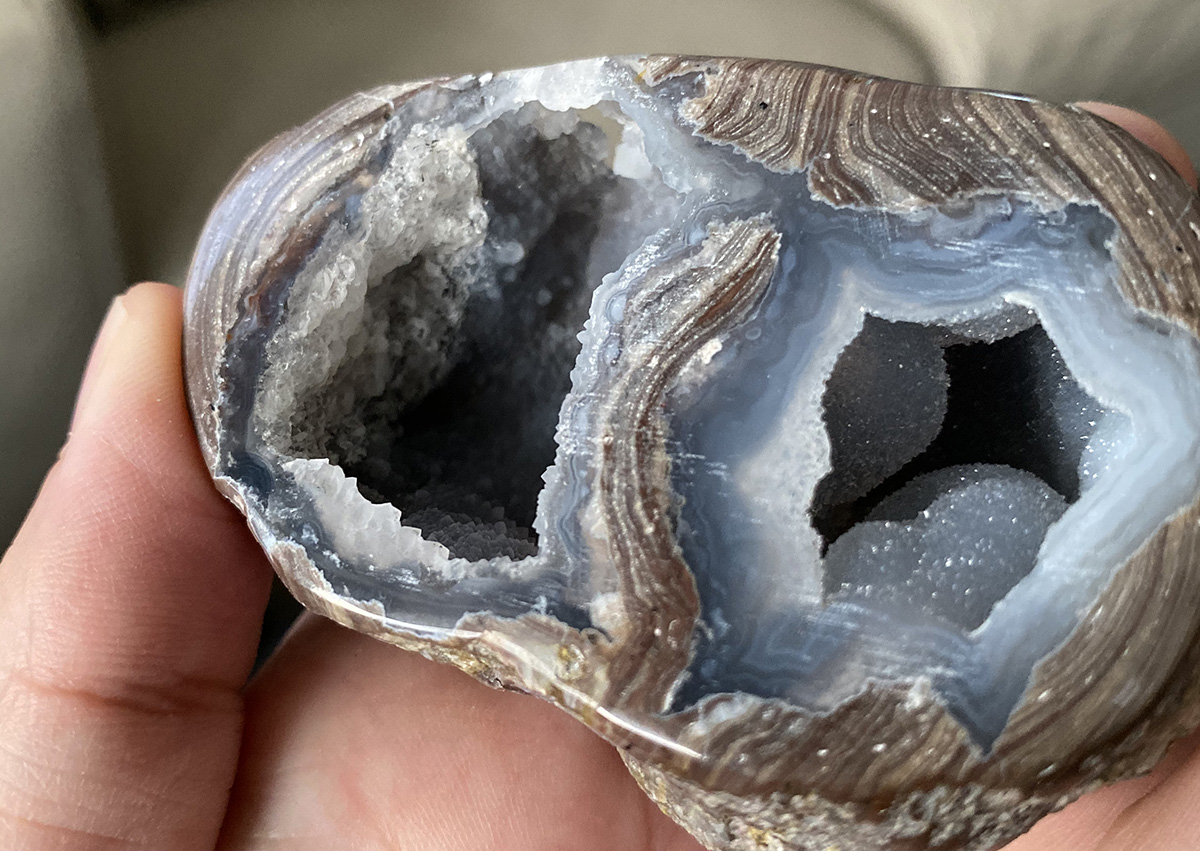 Dugway Geode Beds - light-in-leaves