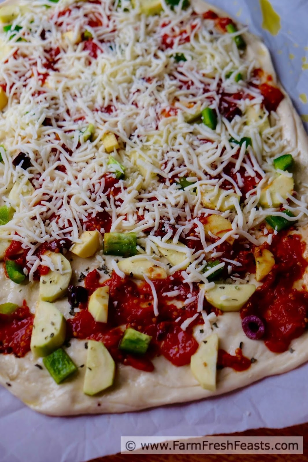 Farm Fresh Feasts: Slow-roasted Tomato Pizza with Late Summer Vegetables