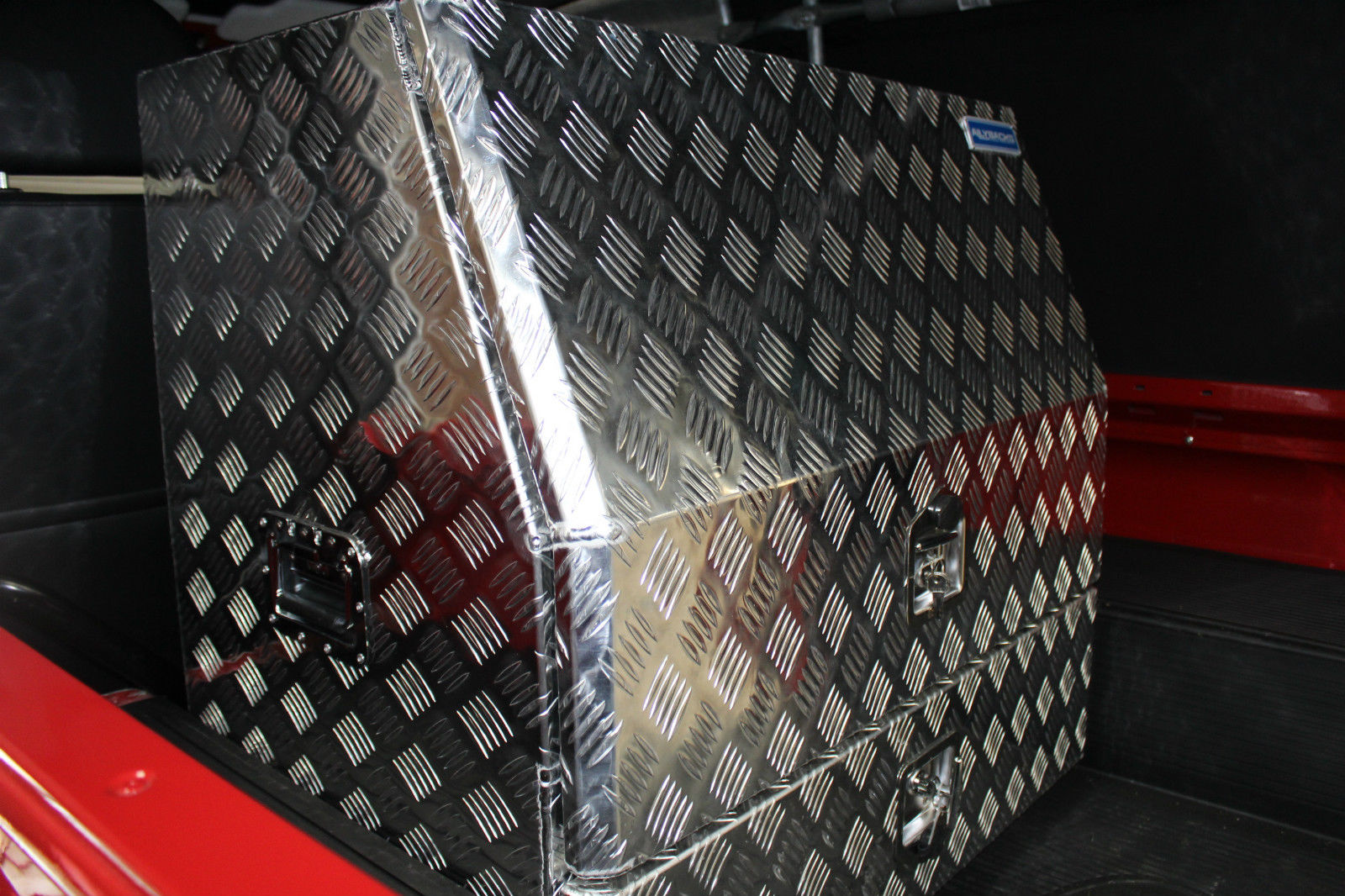 Landrover Defender: ALUMINIUM TOOL BOX CHEST VAULT WITH DRAWER ALLYBACK ...