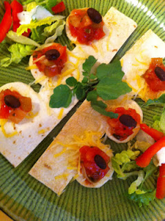 The Talking Plate: Today in the Test Kitchen...a Creative Snack