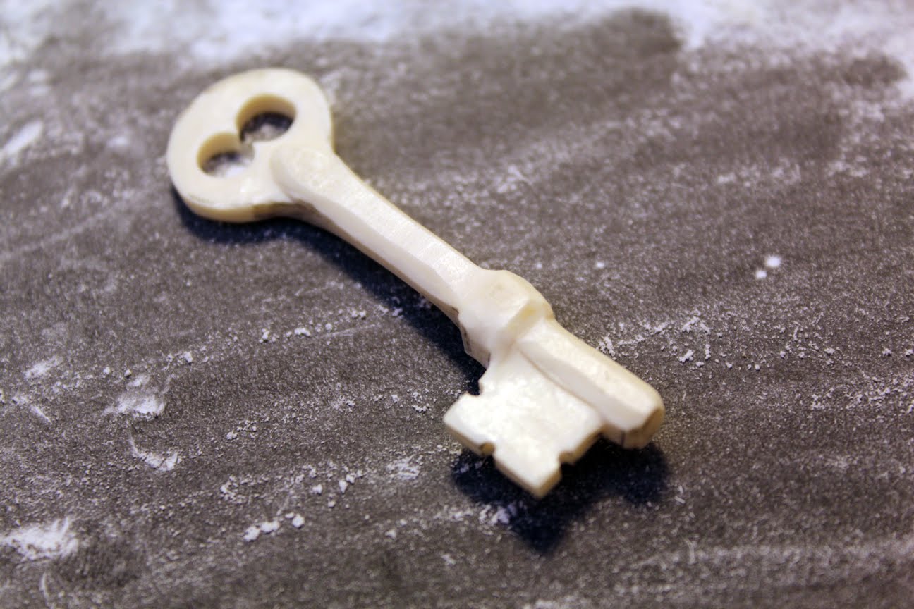 Art, Design and Sculpture by Tim Jepson: Antique Key Bone Carving ...