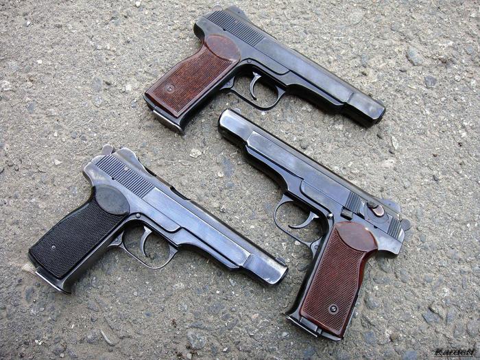 Pistola automática APS Stechkin | Armas de Fuego