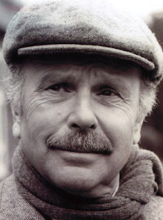 Bron James: Actor Edward Hardwicke Dies, Aged 78