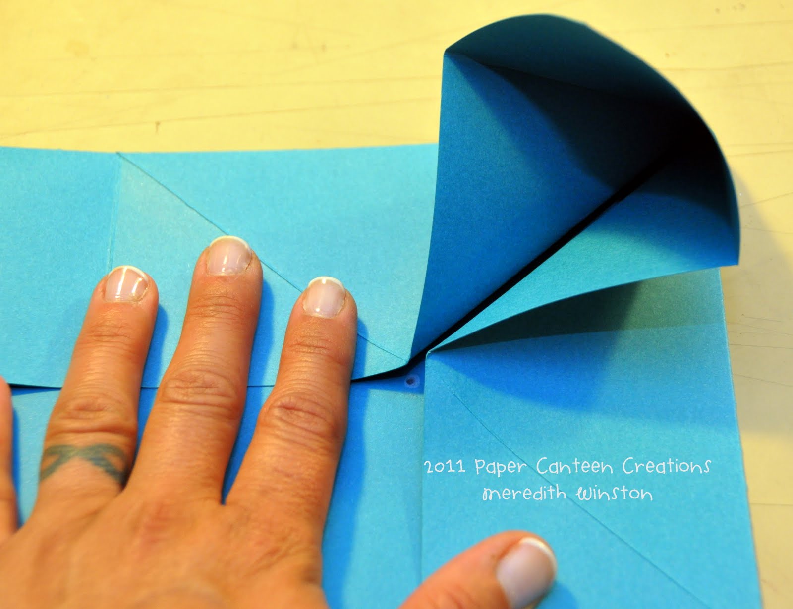 Paper Canteen Creations: Bombshell Tutorial - Napkin Fold Card