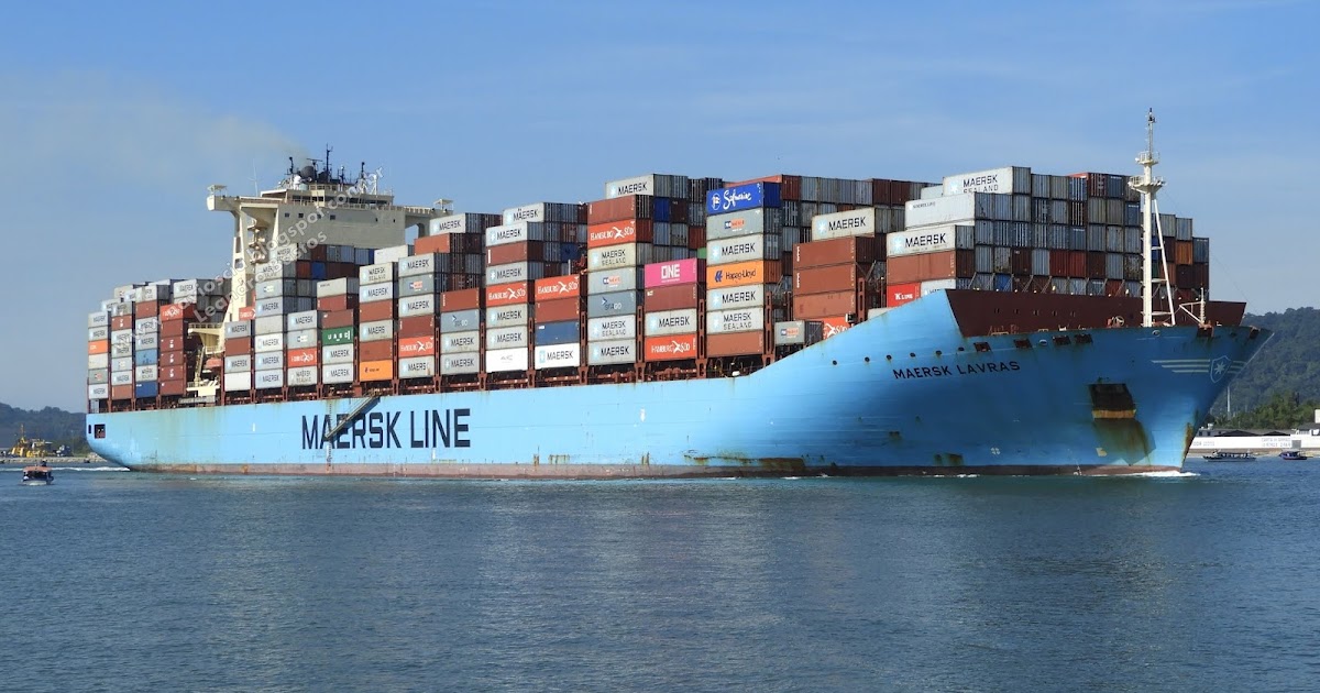 Navios de Santos & CIA: Navio MAERSK LAVRAS