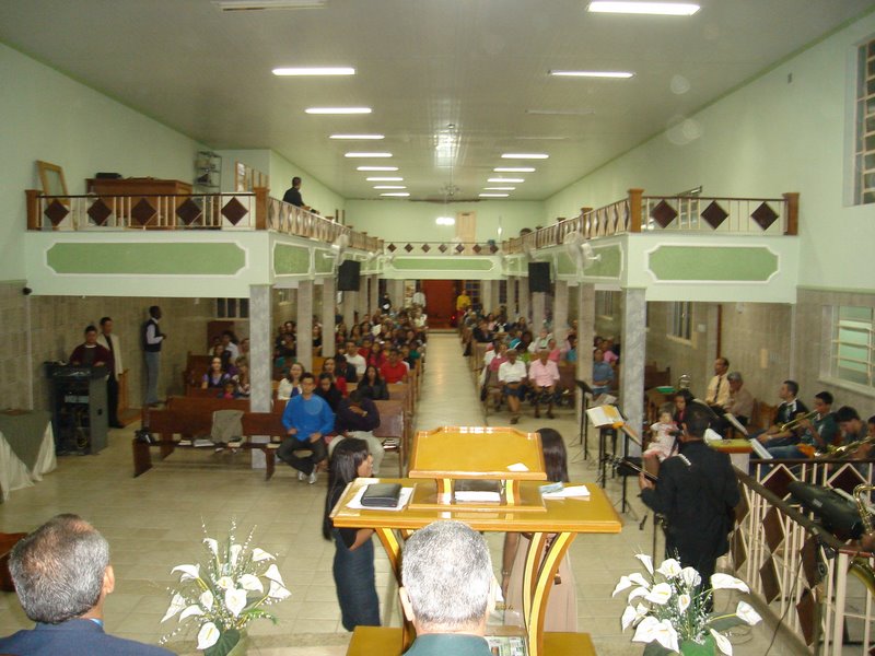 Templos das Assembleias de Deus: Templo da Assembleia de Deus em Viçosa ...