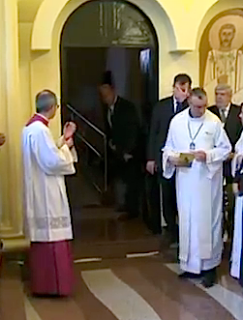 TORONTO CATHOLIC WITNESS: Pope Francis and Msgr. Guido Marini: Brothers ...