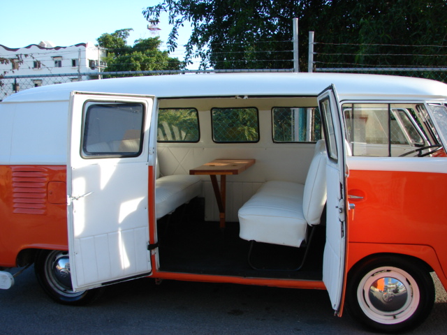The Combi Playa Project: La Combi - The Combi