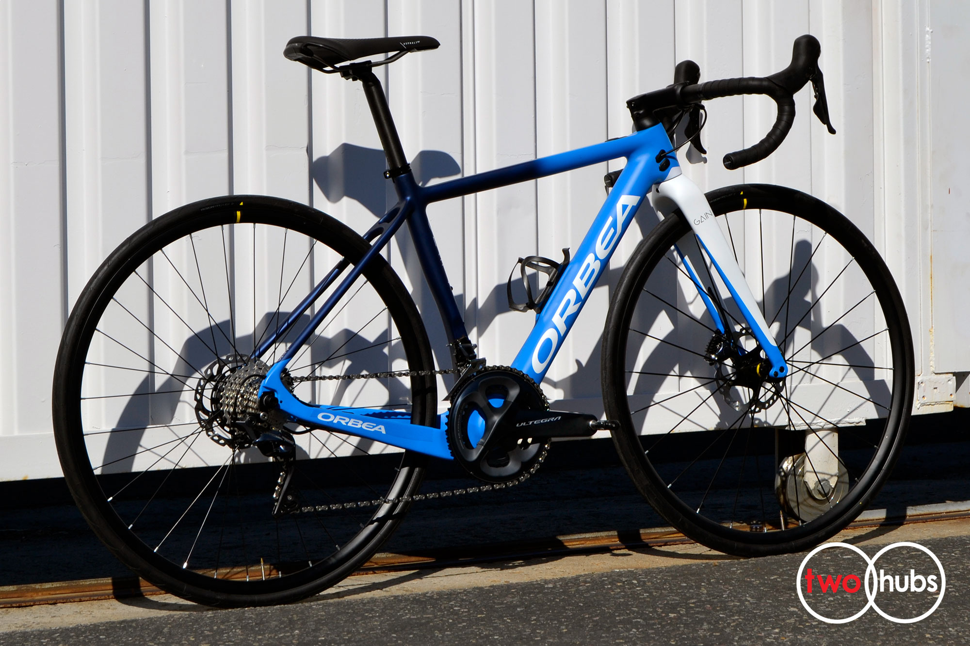 www.twohubs.com: Orbea Gain M20 Shimano Ultegra R8020 Mavic Ayksium Pro ...