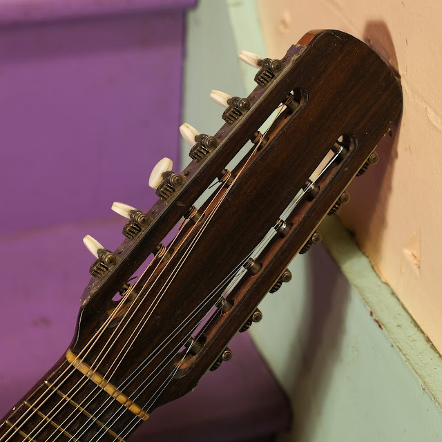 1920s Spanish Bandurria (Part Two)