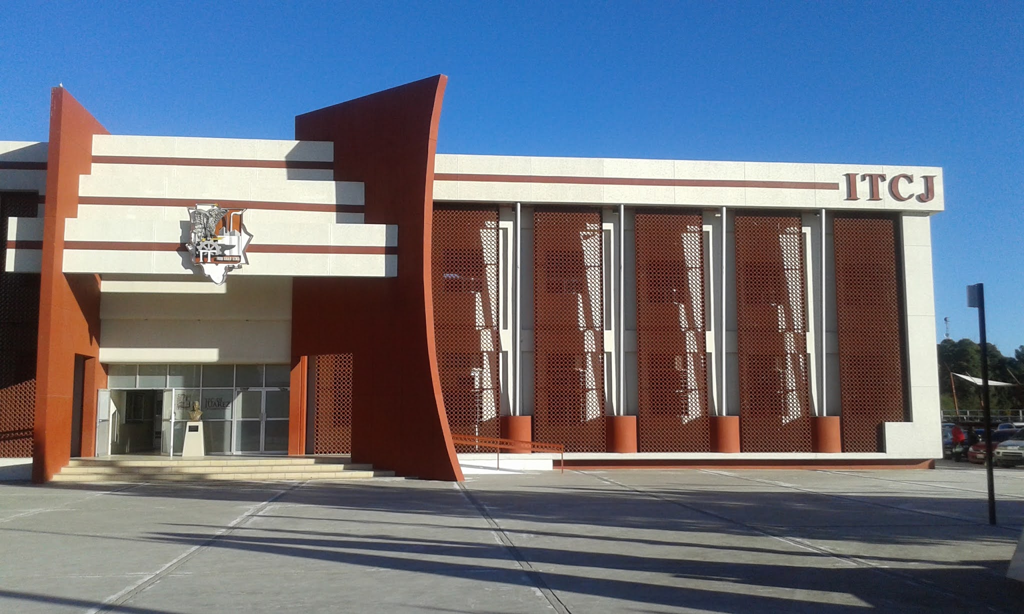 Ruta 15. Avenida Tecnológico/Panamericana (norte a sur)