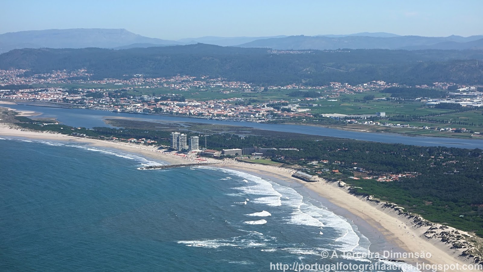 A Terceira Dimensão: Praia da Bonança