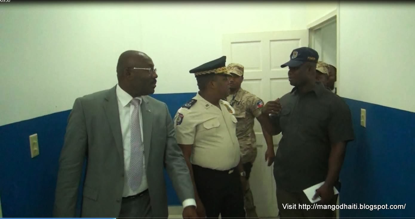 Anba Kod-LA PNH EN ACTION2