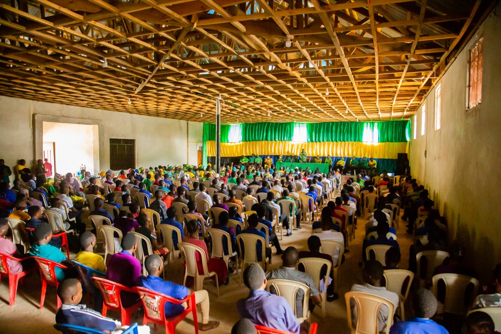 SIKU YA PILI YA ZIARA; MWENYEKITI WA UVCCM TAIFA, KHERI JAMES ATEMBELEA ...