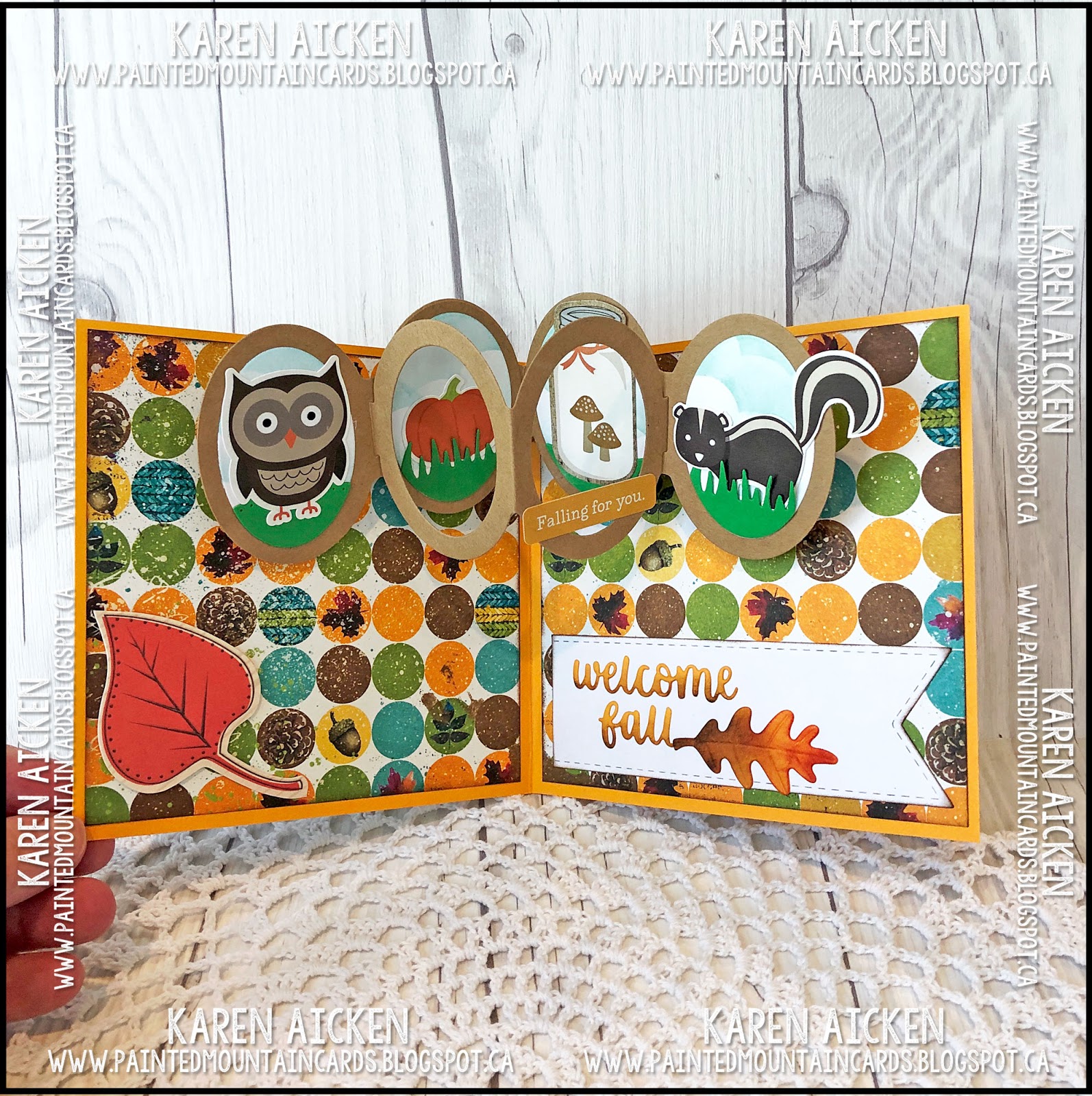 Painted Mountain Cards: Fall Critter Oval Frames Pop Up