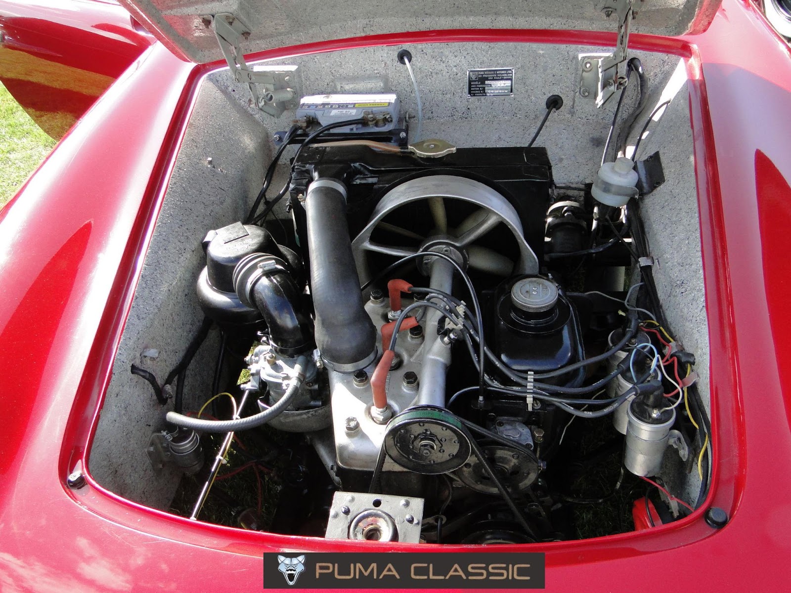 Puma Classic: Puma pelo mundo - Puma GT DKW