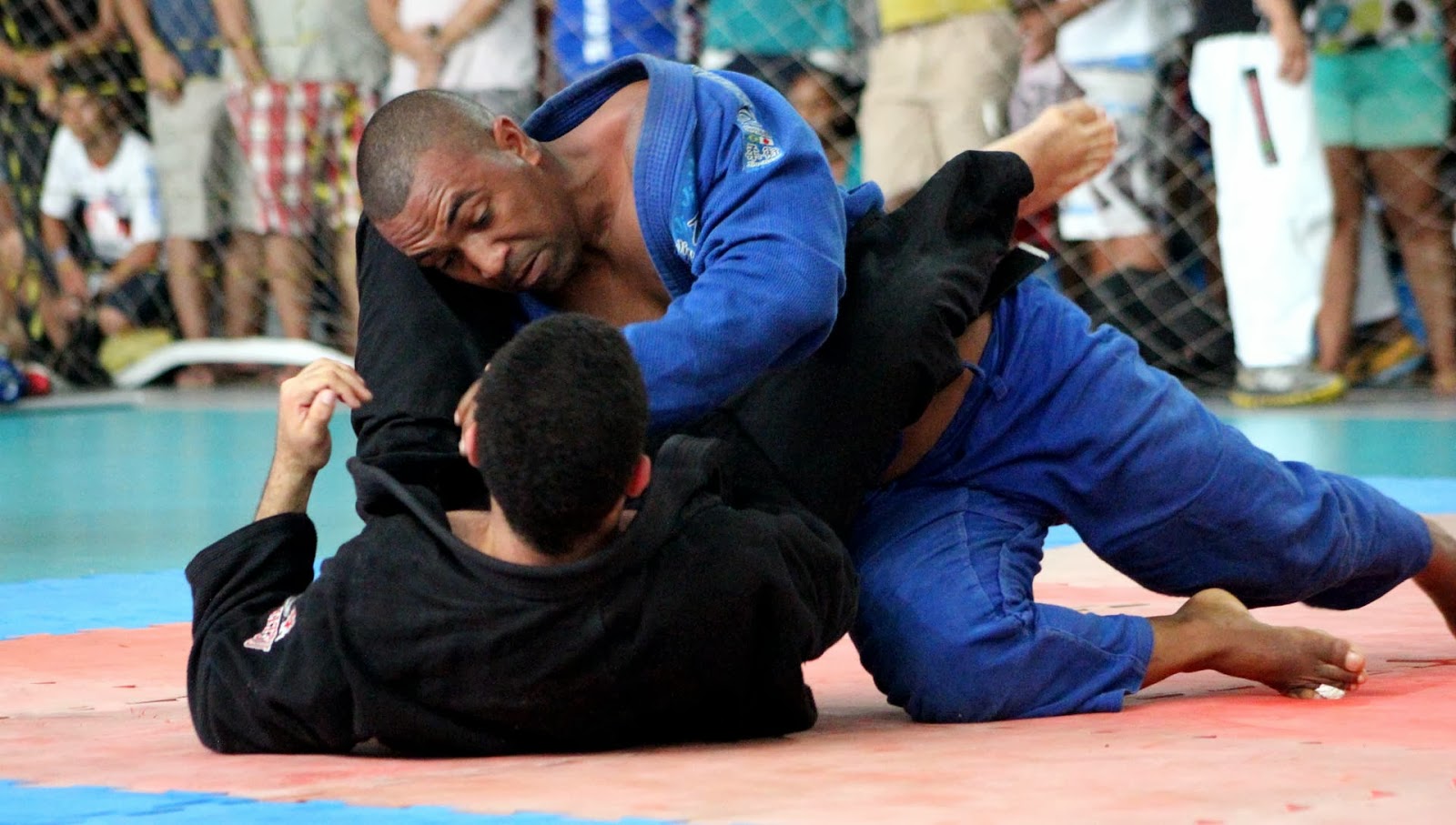 Esporte Comunitário: Baiano de Jiu Jitsu lota Ginásio do Isba