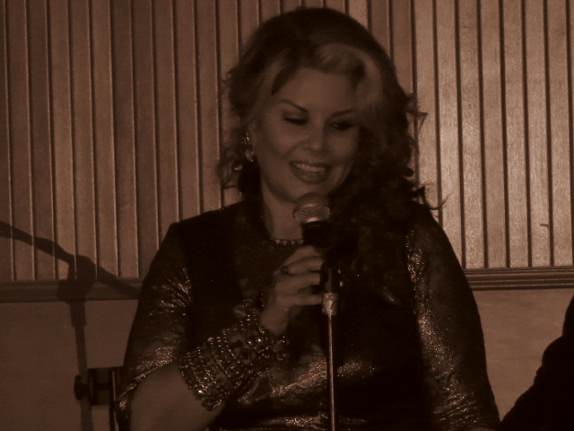 ACTITUD AL MOMENTO: DIANA VANONI PRESENTO SU NUEVO DISCO "CON TODAS MIS ...