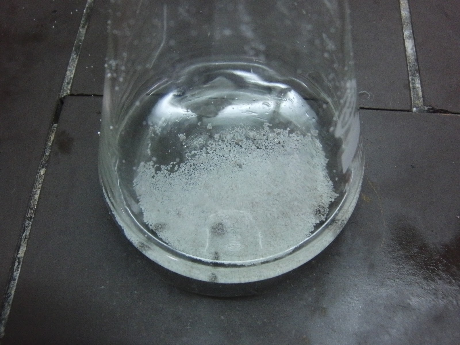 Lu Le Laboratory: Sublimation - Extraction Caffeine from Tea Leaves ...