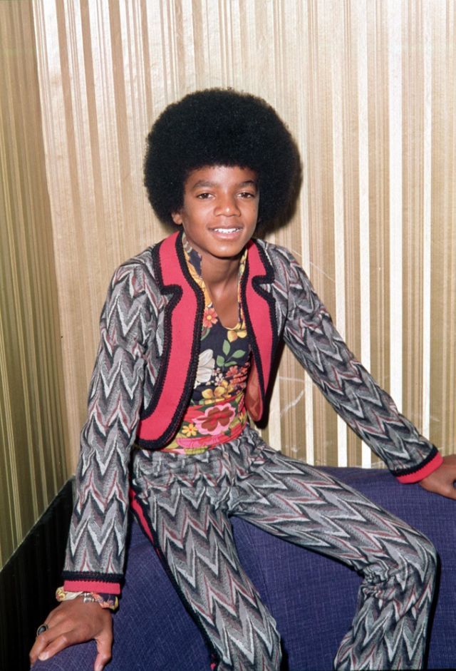 30 Adorable Color Photographs of Michael Jackson as a Teenager in the ...