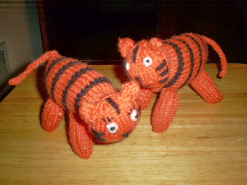 Crochet Forever: Knitted Tigers
