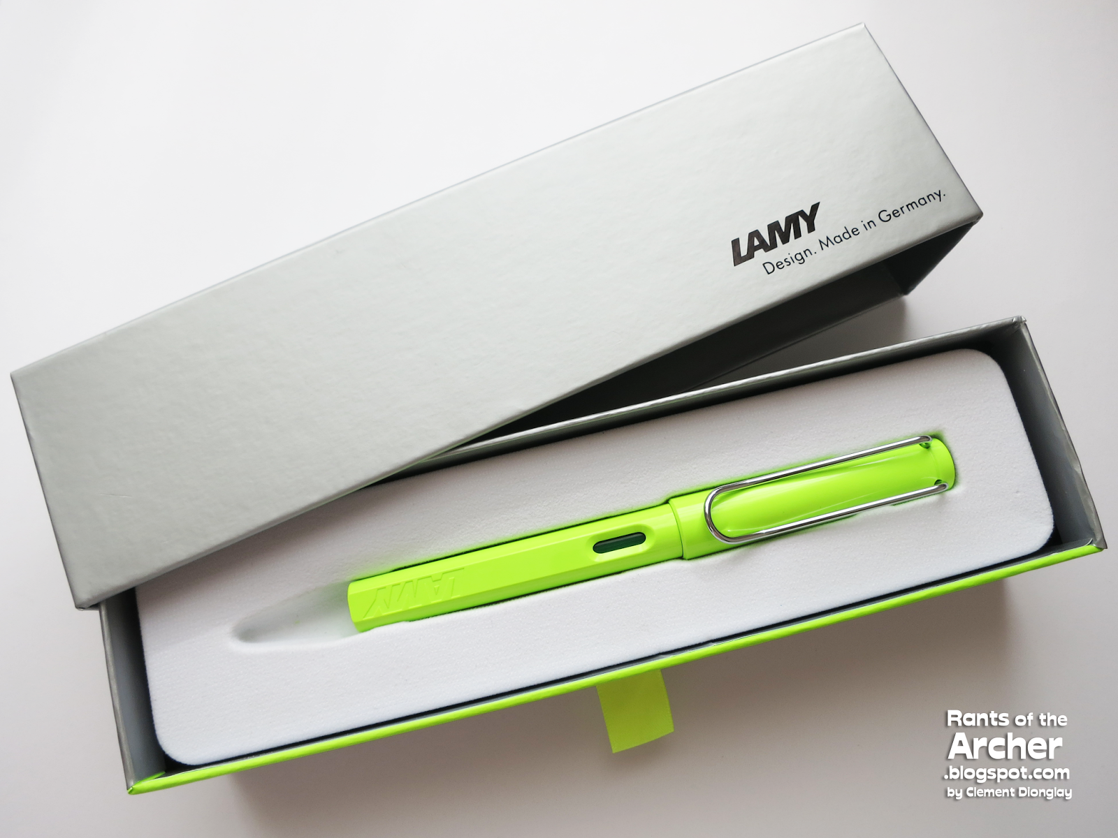 Fountain Pen Review: 2015 Lamy Safari Special Edition Neon Lime | Rants ...