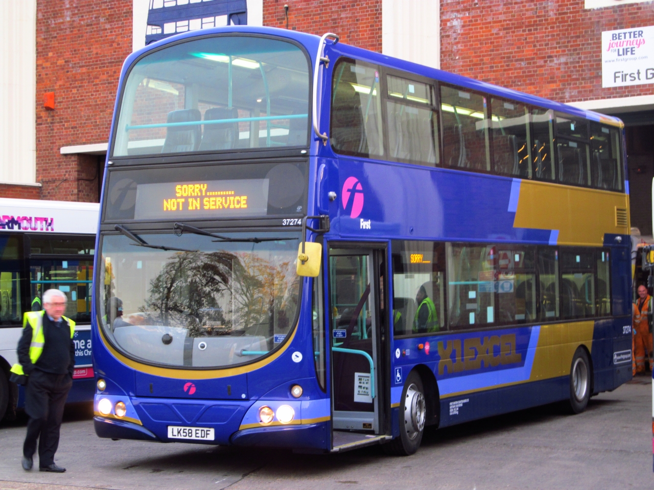 East Norfolk (& East Suffolk) Bus Blog: Latest Excel Fleet Addition