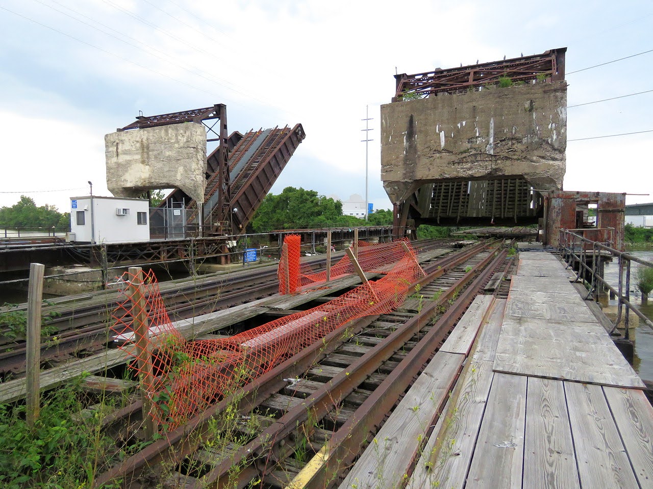 The Position Light: PHOTOS: Reading DARBY CREEK DRAWBRIDGE