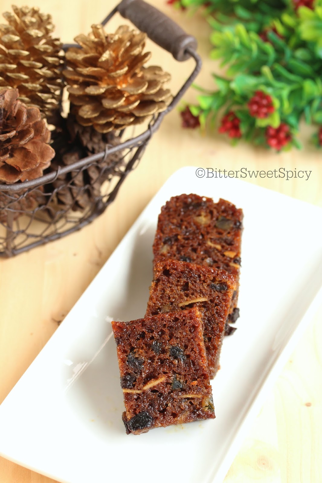 BitterSweetSpicy: Steamed Fruit Cake.... a very moist version..