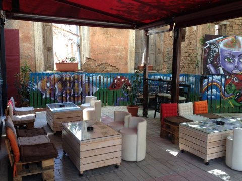THE WALL CAFE ΚΑΦΕΤΕΡΙΕΣ ΑΓΡΙΝΙΟ | ΔΙΑΣΚΕΔΑΣΗ ΑΓΡΙΝΙΟ | ΚΑΦΕ ΑΓΡΙΝΙΟ ...