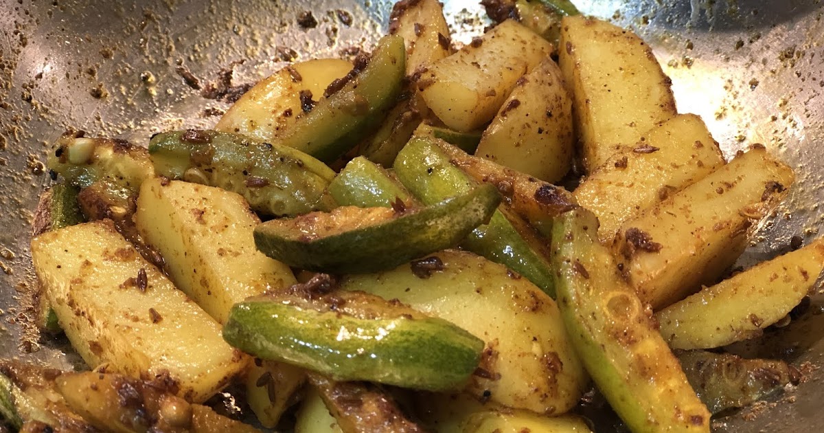 Aloo Parval Sabji or Pointed Gourd and potato stirfry