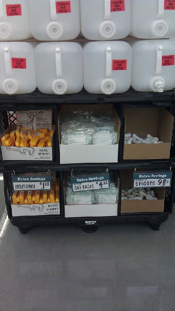 Self-Reliant Sisters: Winco - Bulk Storage Items & Containers!