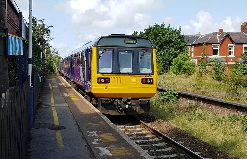 The Ham and Egger Files: Farewell Pacer Railbus 142005