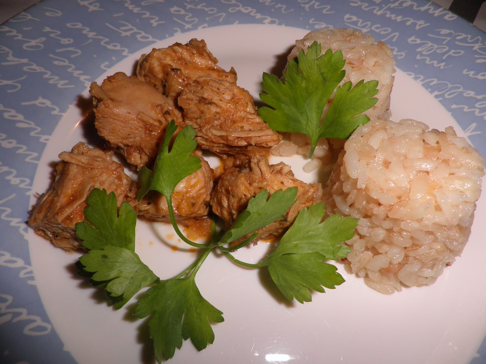 Lo raconet de la cuina: PECHUGA DE POLLO EN ADOBO Y SALSA DE CEBOLLA