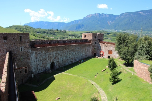 Messner Mountain Museum: quando architettura e montagna dialogano ...