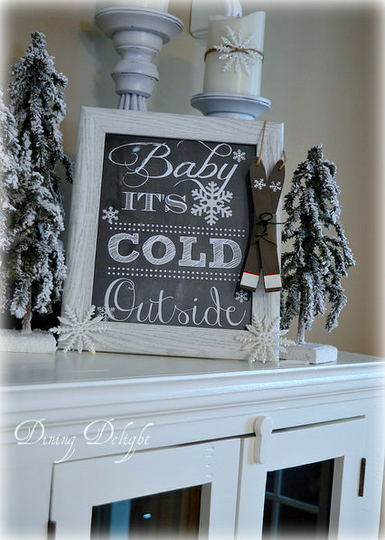 Dining Delight: Simple Winter Decor on Sideboard