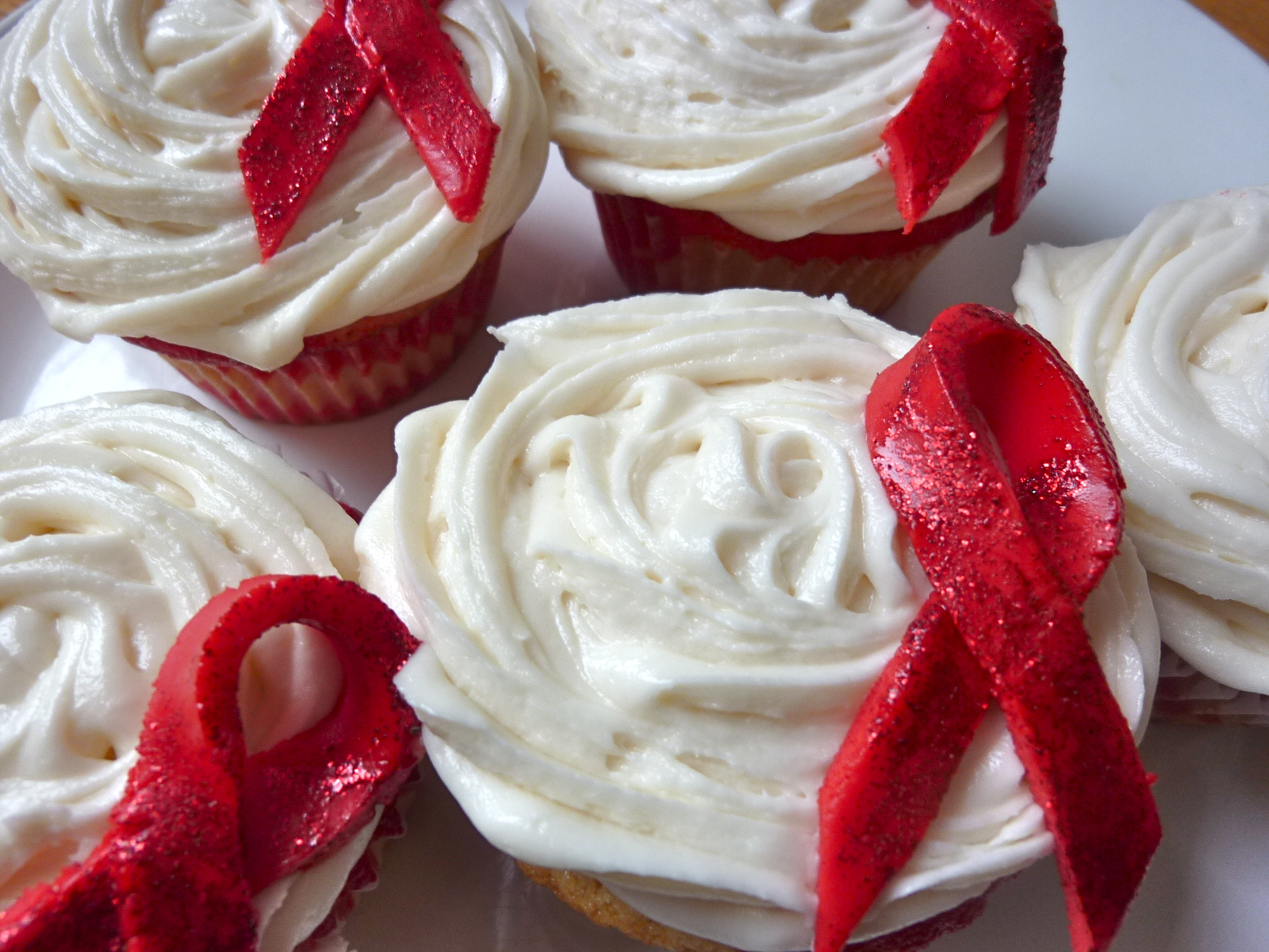 White Roses and Red Ribbons Cupcakes for World AIDS Day & Cardinal ...
