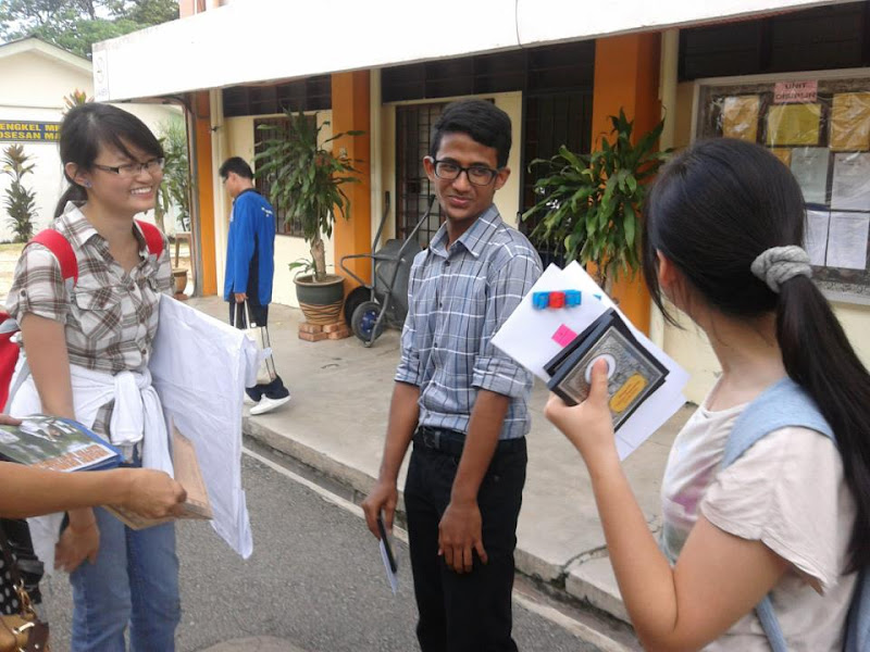 .Monologue.: Majlis Anugerah Kecemerlangan SMK DMS. (DI SEBALIK TABIR)