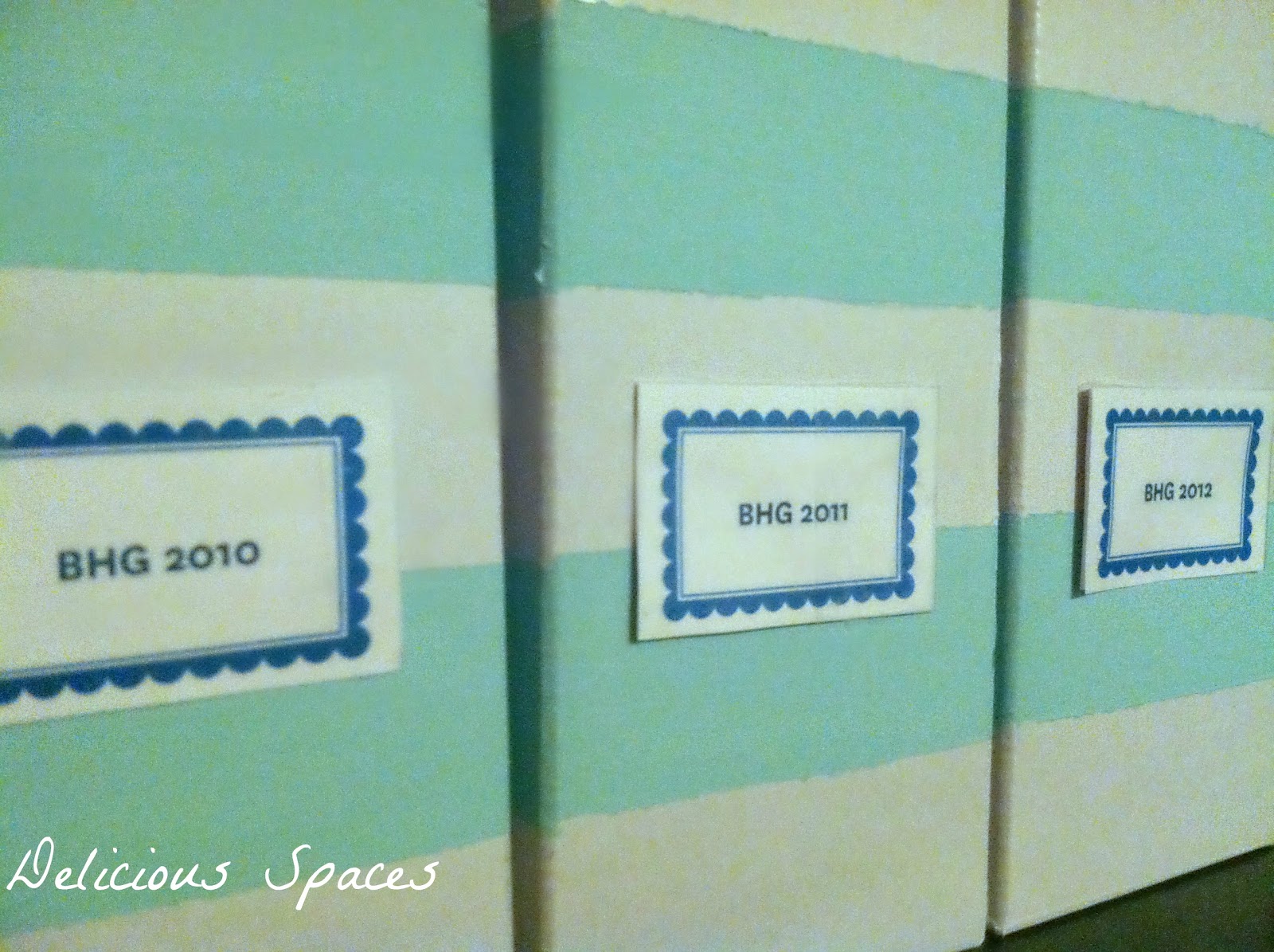 Delicious Spaces: DIY: Cheap Magazine Filer Makeover