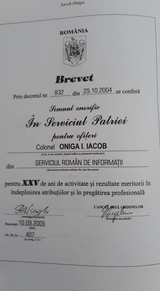 Moara lui Gelu: Fotografii document. col. (r) Iacob Oniga, col. (r ...