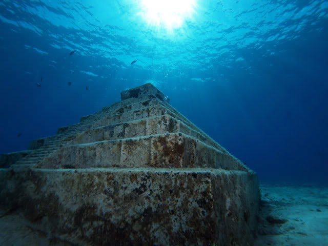 Yonaguni Underwater Pyramid ~ Best Destination