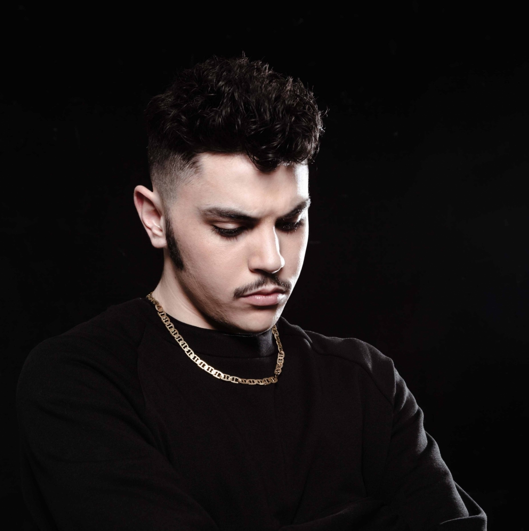 Izi, il nuovo fenomeno rap: esce il nuovo singolo ''4GETU'' ~ Musica ...