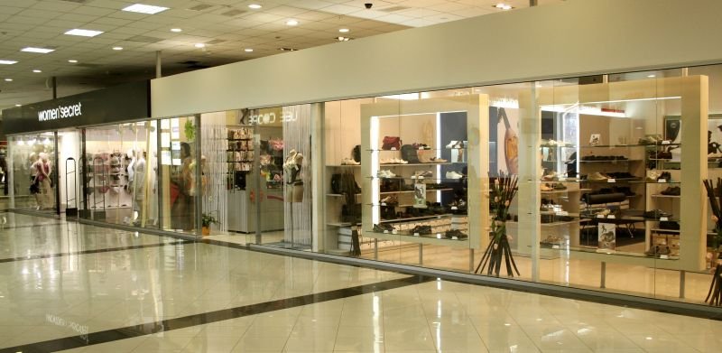 Commercial glass partitions - Glass Floor Panel