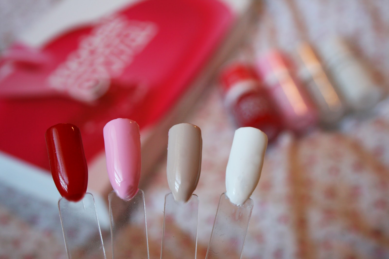 Floral Danielle: Models Own Hyper Gel nails review and swatches! :)