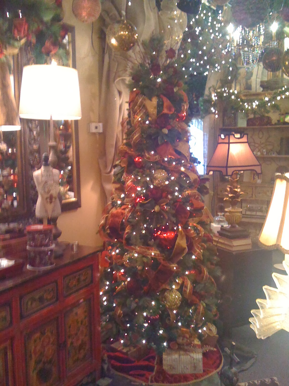 One Shabby Old House: Robyn Story Designs Part 2