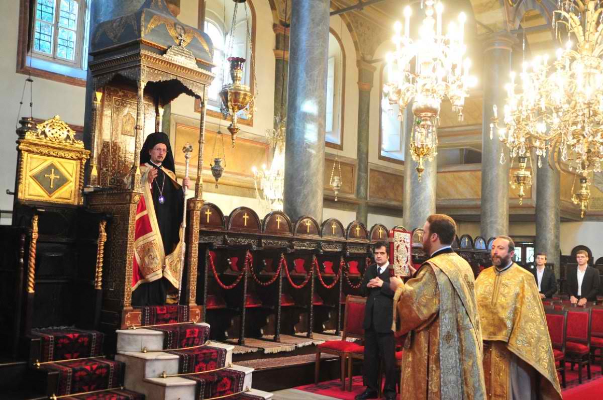 ΦΩΣ ΦΑΝΑΡΙΟΥ: Η ΠΑΤΡΙΑΡΧΙΚΗ ΚΑΙ ΣΥΝΟΔΙΚΗ ΛΕΙΤΟΥΡΓΙΑ ΓΙΑ ΤΑ ΧΡΙΣΤΟΥΓΕΝΝΑ ...