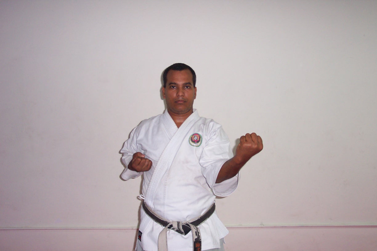 OKAMURA HOMBU DOJO: Técnicas de bloqueos (Uke waza) Goju Ryu.