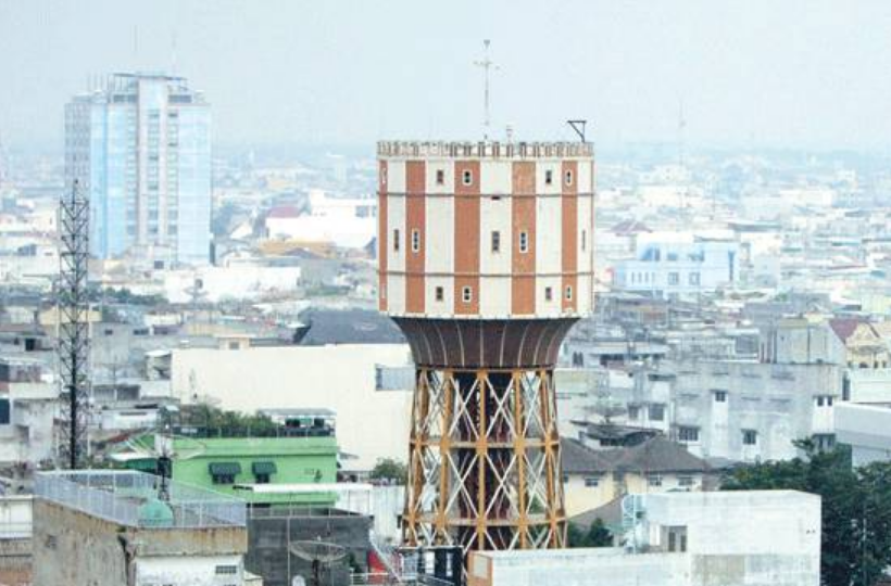 Wisata Menara Air Medan yang merupakan ikon kota Medan - Tempat Wisata ...