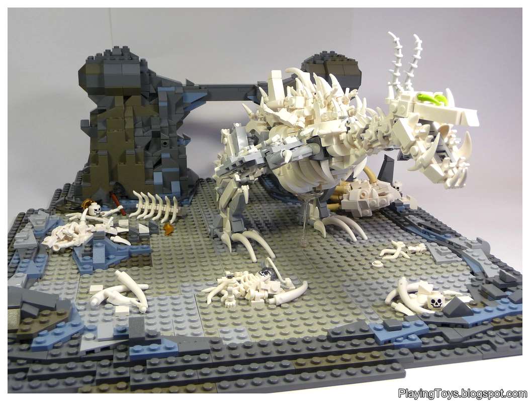 Boneknapper Dragon Toy