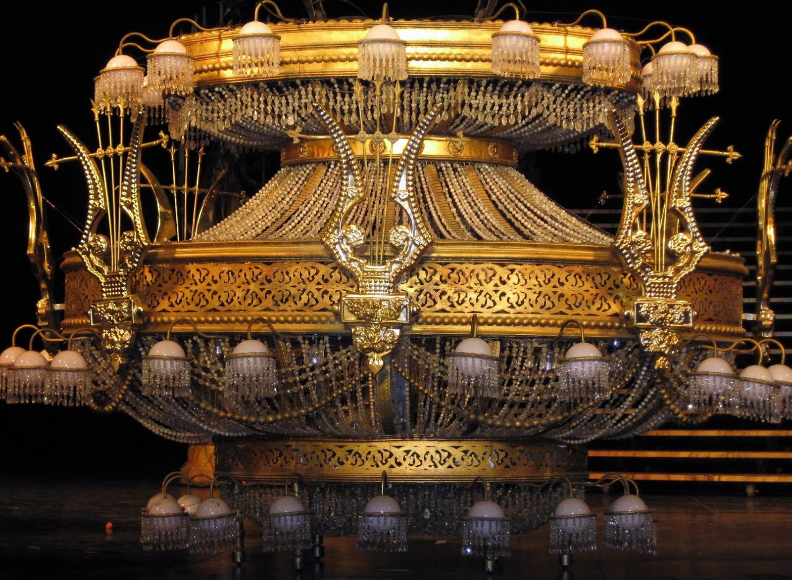 JK's TheatreScene: The Friday 5: 5 Broadway Lights...Sort of...